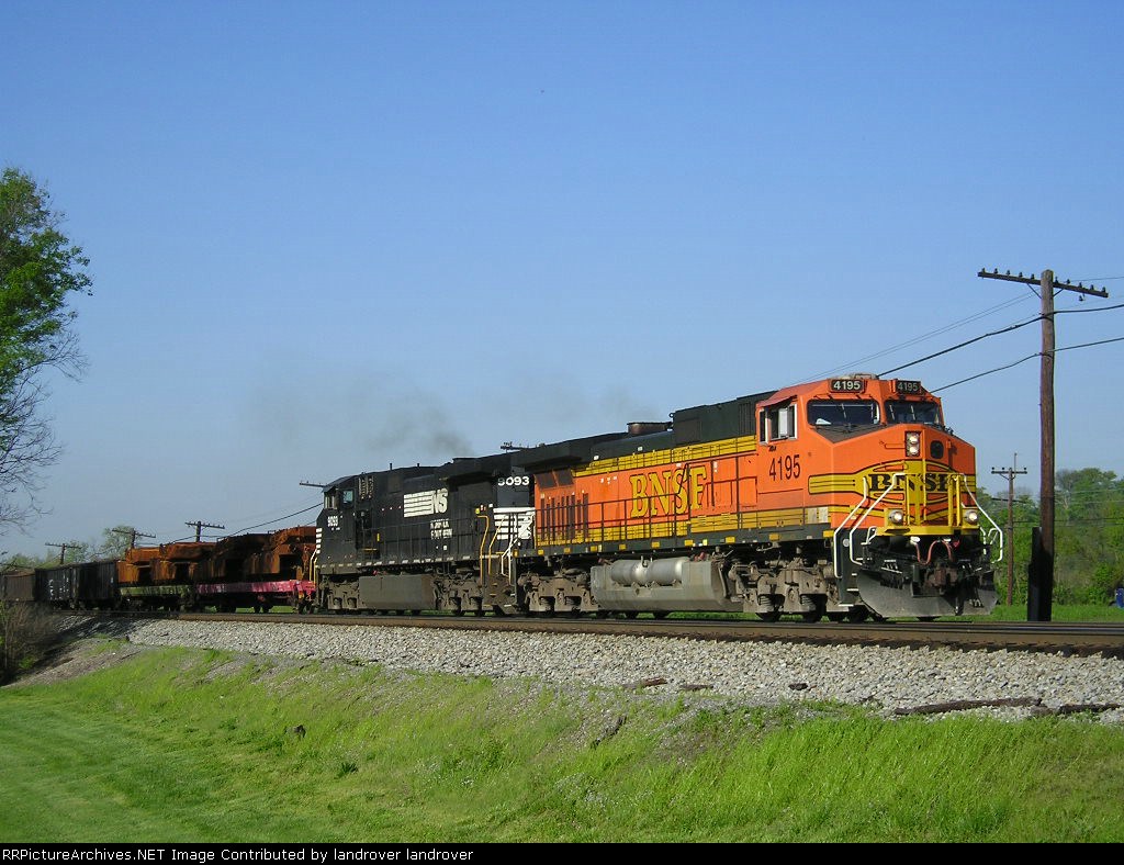 BNSF 4195